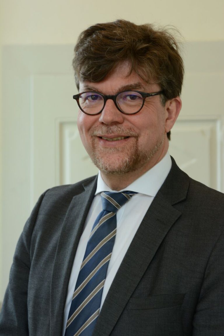 Members - Individuals - REFORC